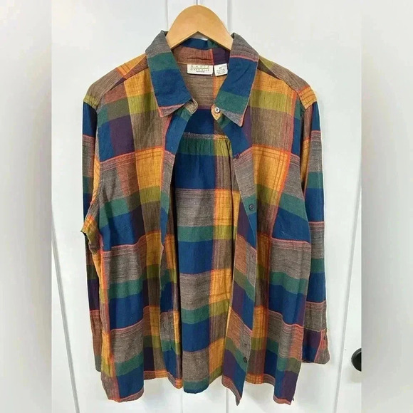 Maria Gabrielle | Tops | Maria Gabrielle Button Down Fall Sweater ...